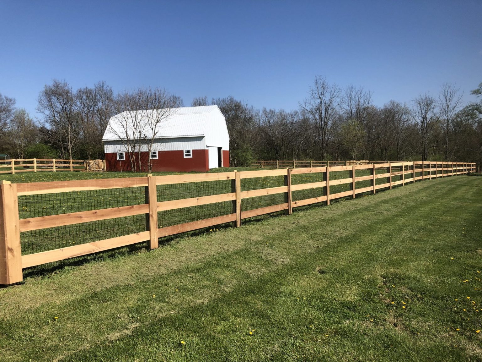 Kentucky Board Fence - Middletown OH | Simpson Fence